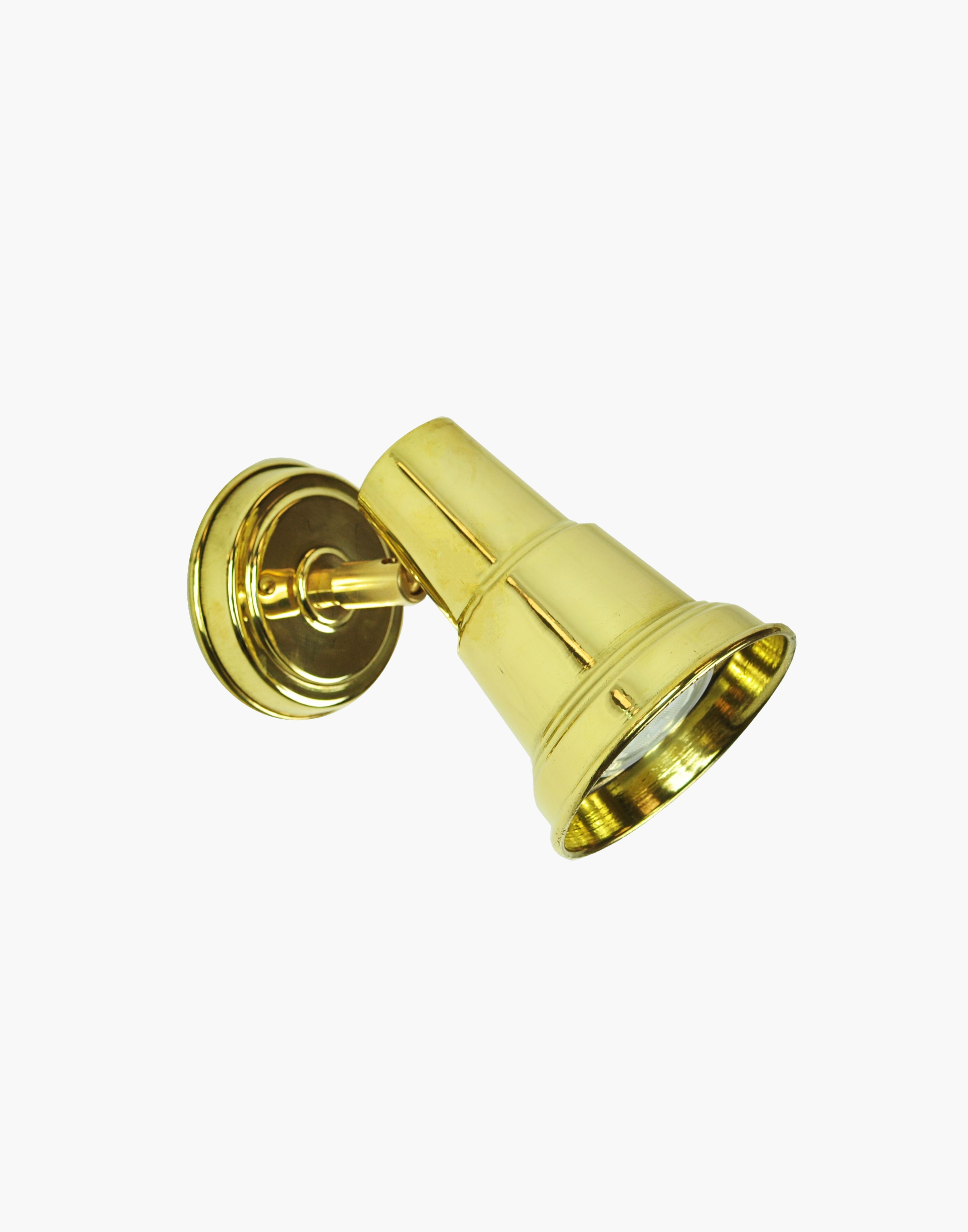 Traditional Spot Light – Boxwood Avenue Mercantile